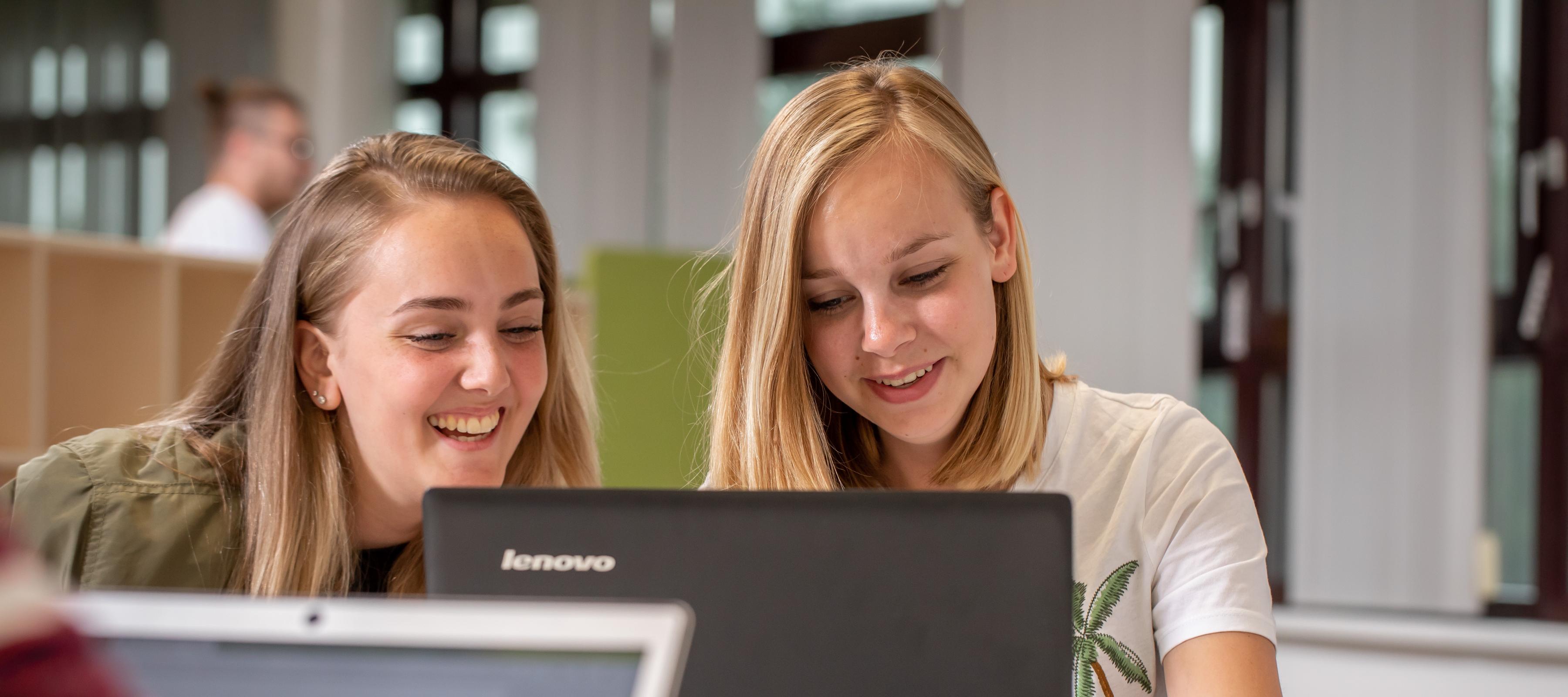 Assistent dienstverlening | Dulon College