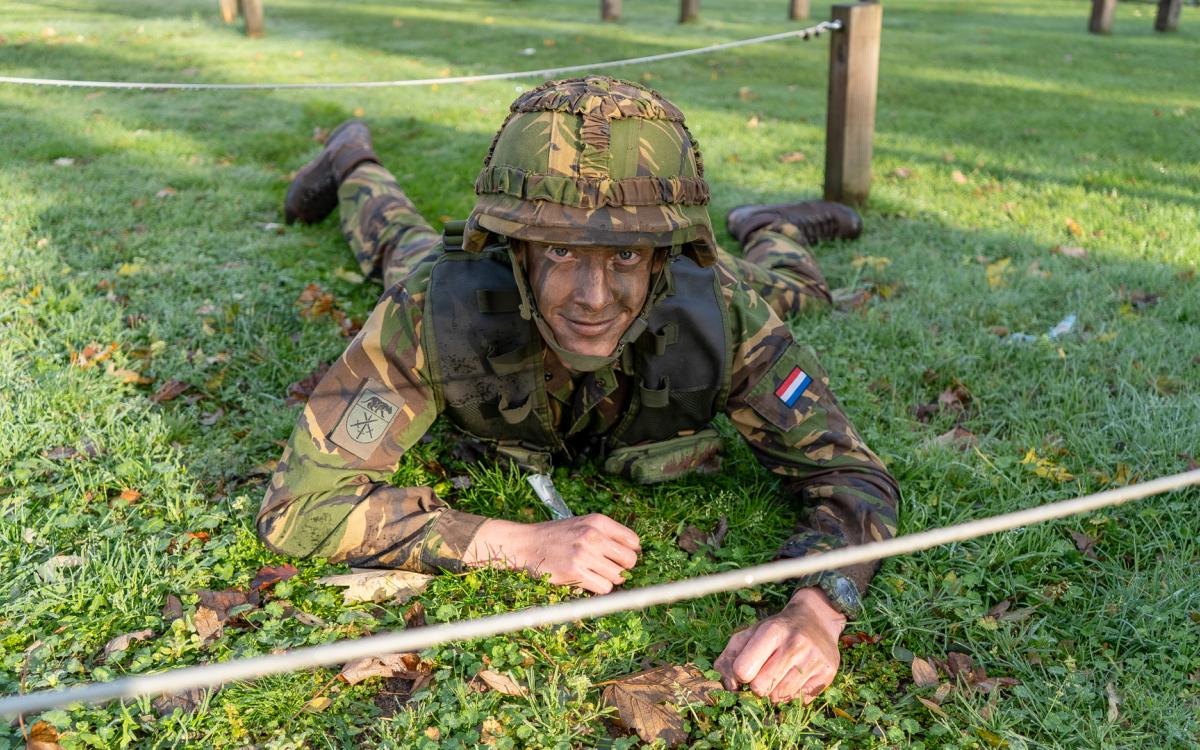 Bij VeVa leer je de basis voor een baan bij Defensie | Dulon College