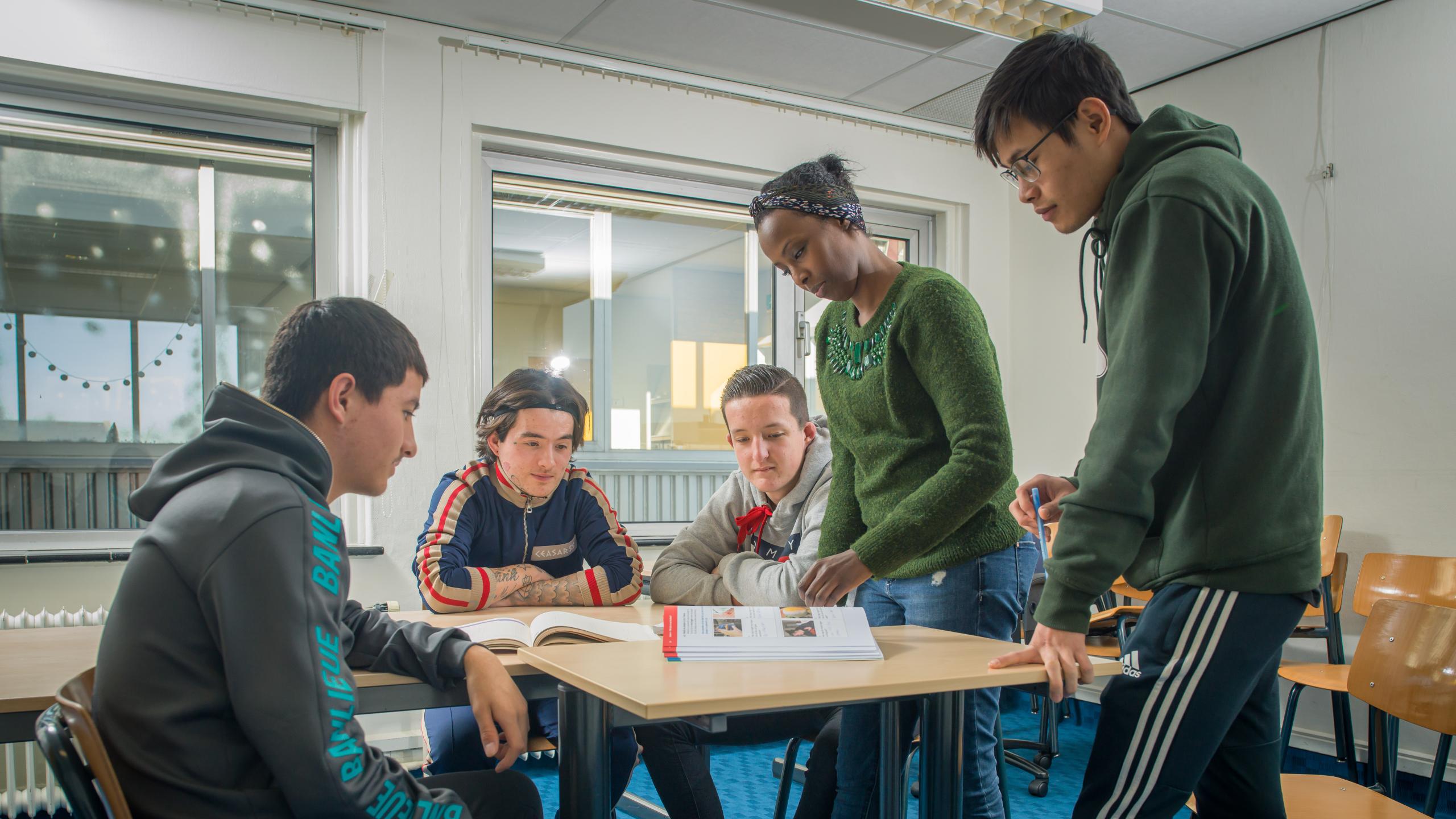 Entree | Dulon College