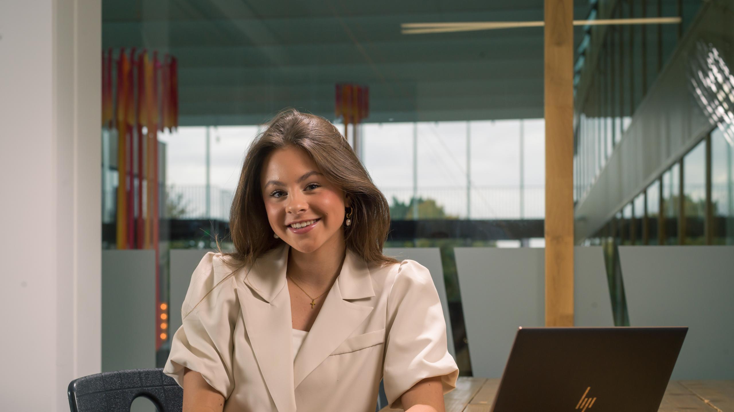 Leven Lang Ontwikkelen | Dulon College